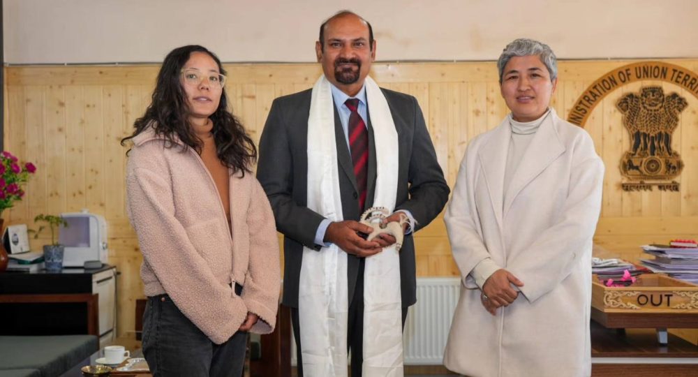 Padma Angmo extends warm farewell to Prof Ashok K Sharma – Indus Dispatch