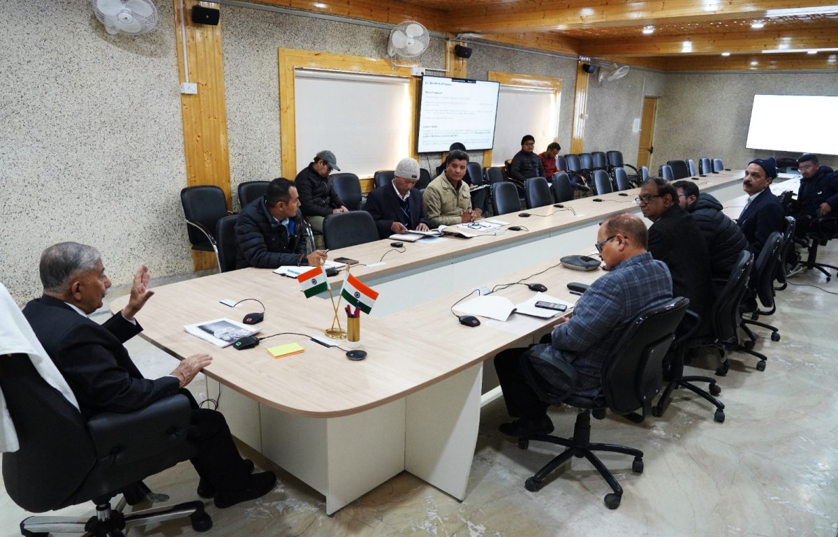 LG Mishra discusses establishment of Power Corporation Ltd for Ladakh ...