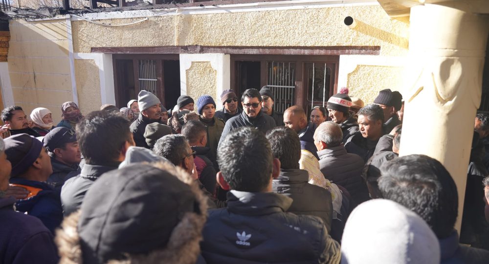 CEC Gyalson assesses damages of another fire incident at Nimoo – Indus ...