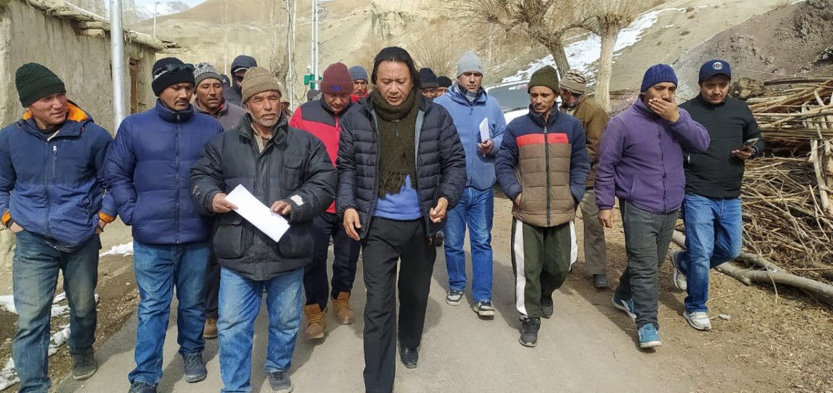 EC Feroz takes first hand appraisal of developmental activities in ...