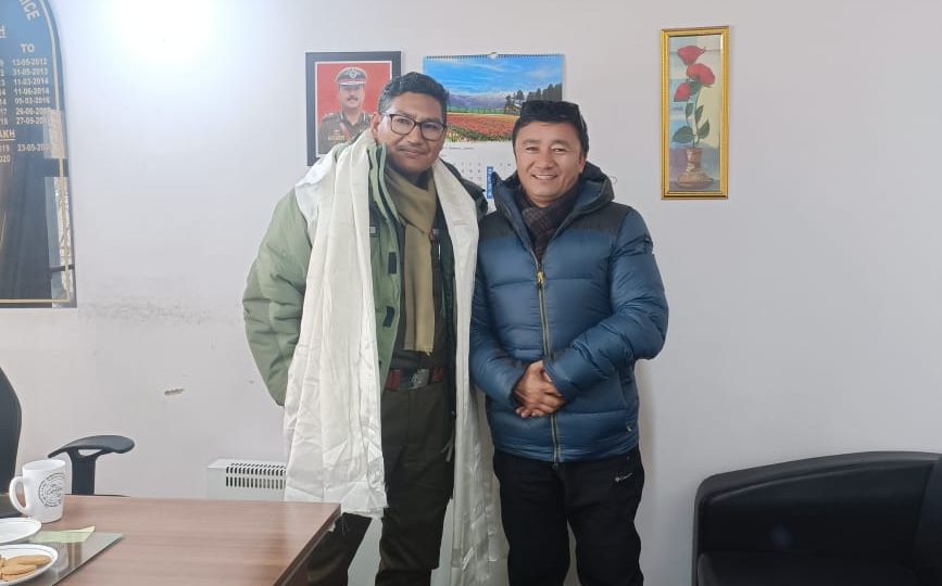 Former EC calls on SP Regzin Sangdup – Indus Dispatch