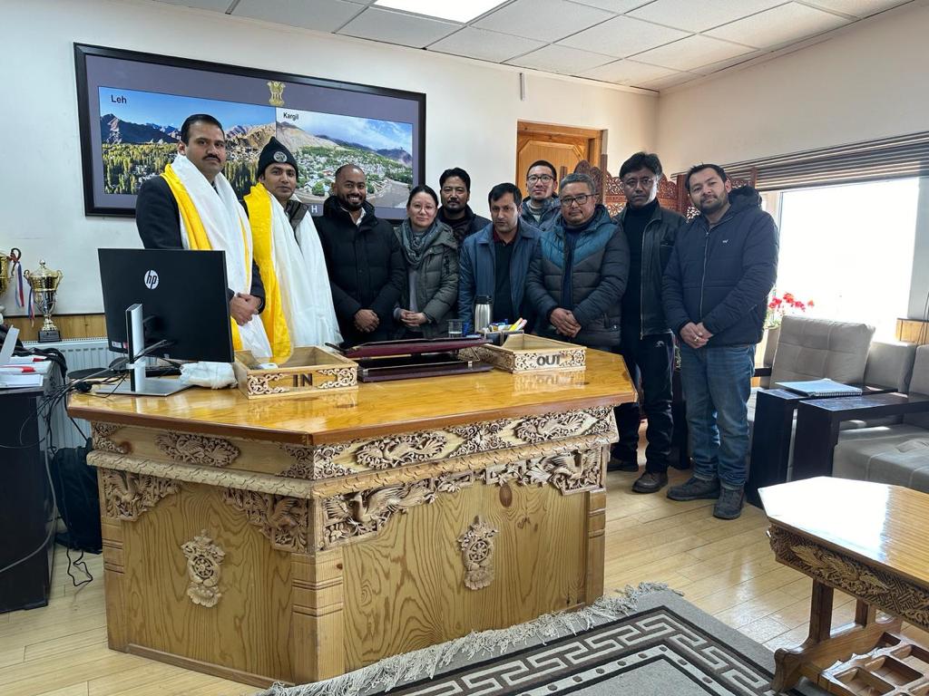 Vikram Singh takes over charge of Power, New & Renewable Energy ...