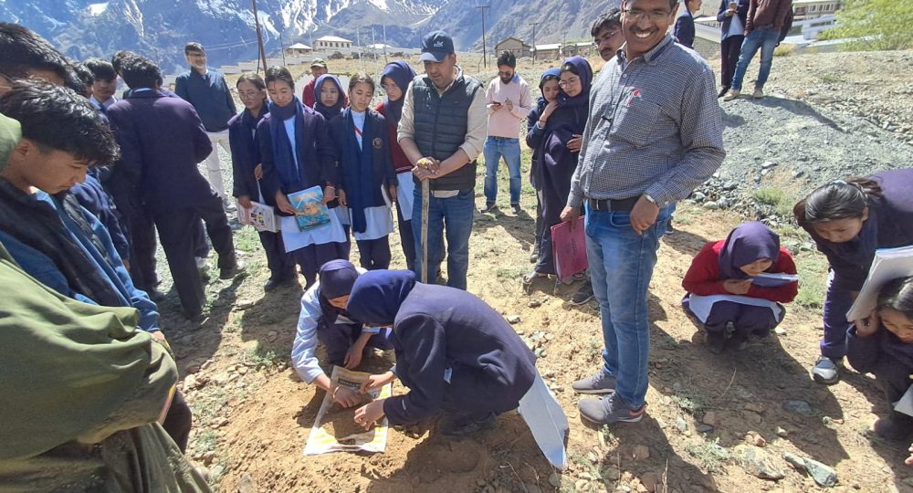 Agriculture Dept Kargil organizes training on ‘School Soil Health Program’ at PM Shri School ...