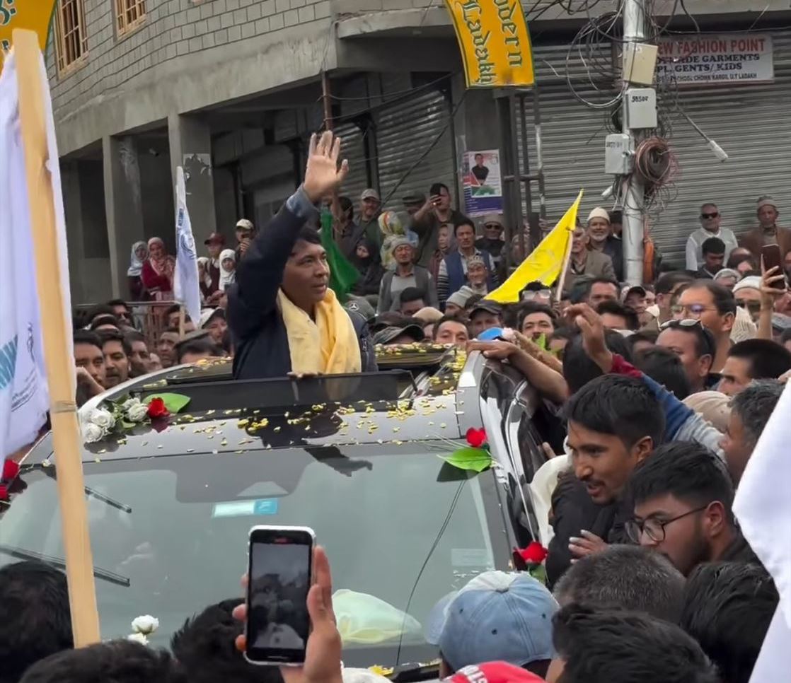 Hanifa Jan receives hero’s welcome after winning Ladakh Parliamentary ...