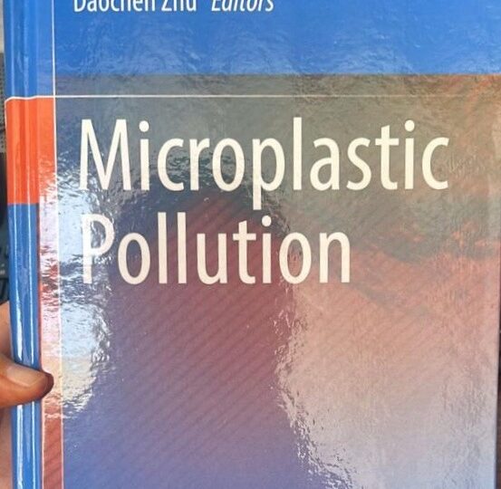 Book on Microplastic Pollution presented to GDC Drass to promote ...