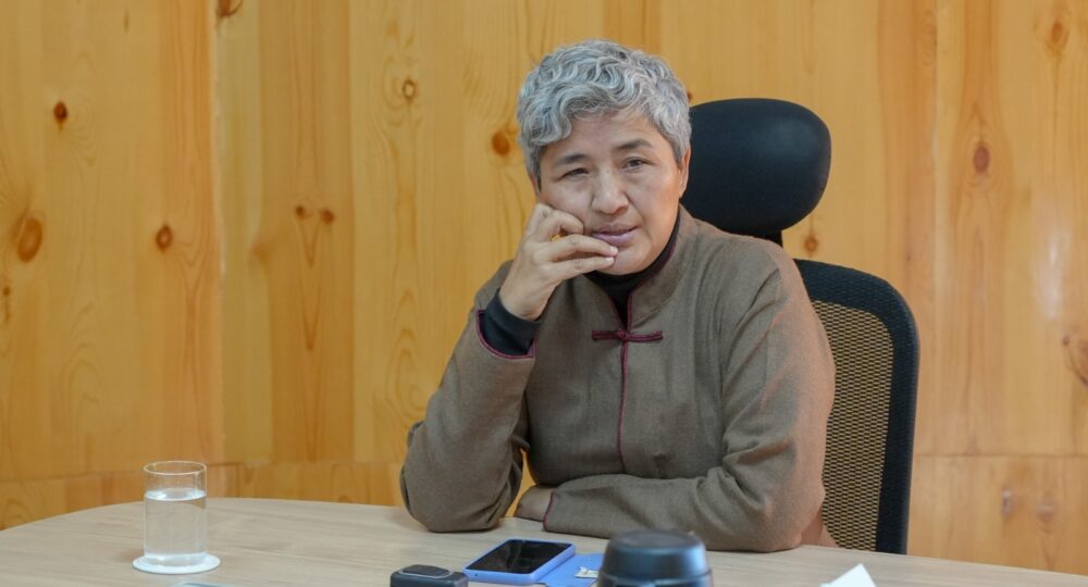 Padma Angmo resolves SSSJKL, PMSSS issues for session 2025-26 – Indus ...