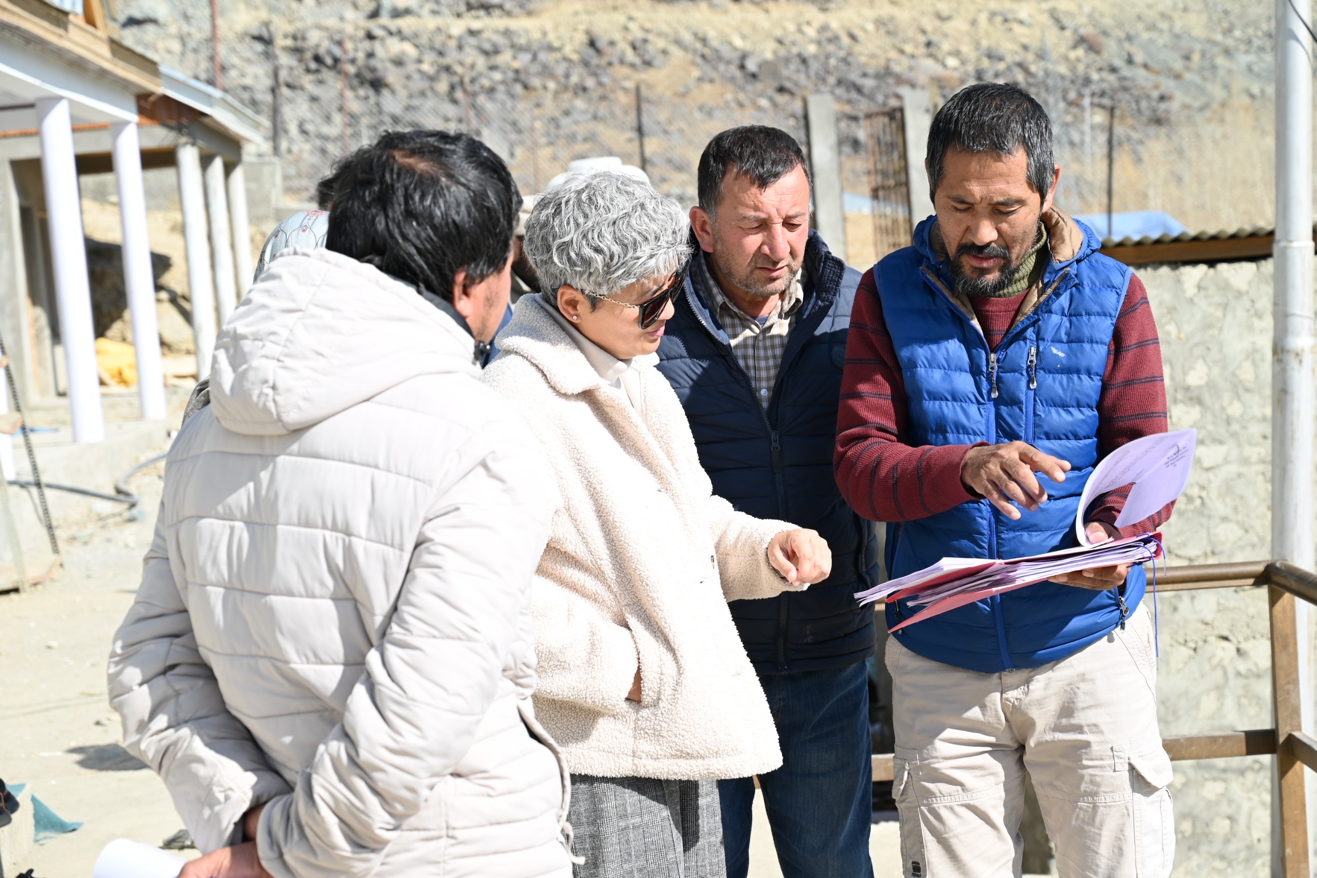 Padma Angmo visits polling station in Kargil for SSR of electoral roll ...