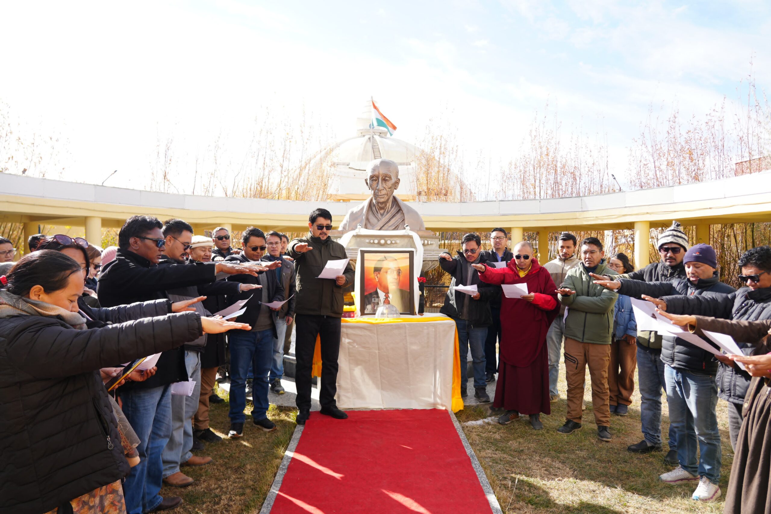 LAHDC Leh celebrates Constitution Day, Reads Preamble in English, Bhoti ...