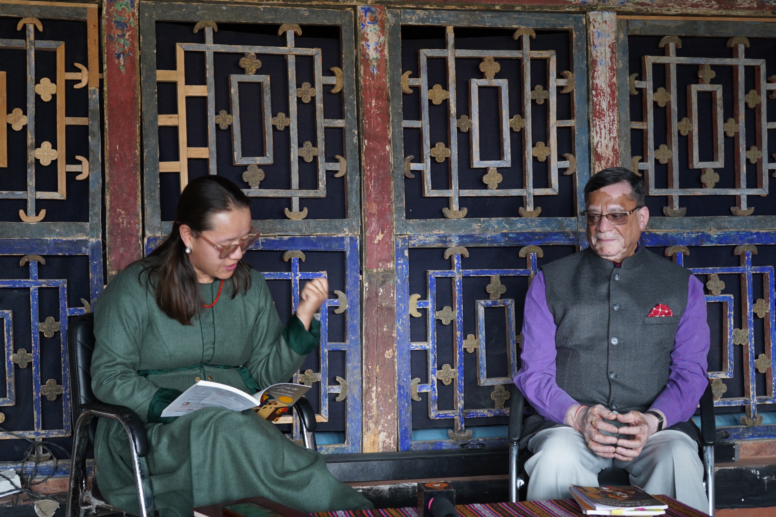 Poetry Recitation event held at LAMO features poet Pramod Jain – Indus ...