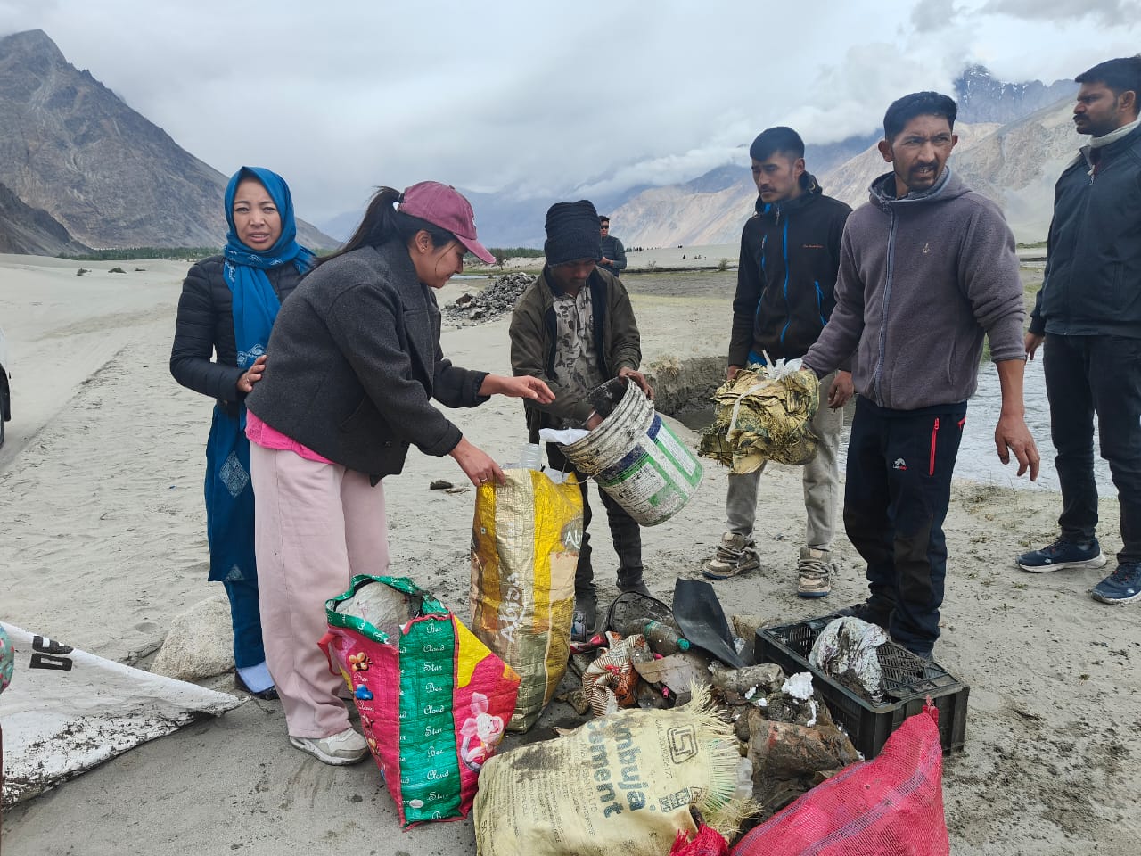 Cleanliness drive conducted in celebration of World Environment Day ...