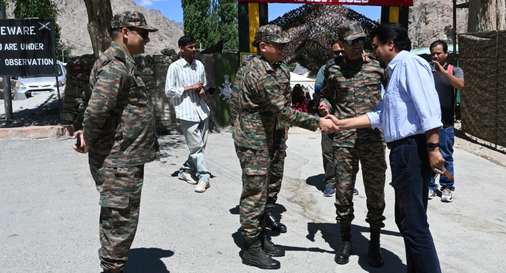 Stories of valor echo in Batalik: Indian Army Hosts ‘Human Library’ to ...