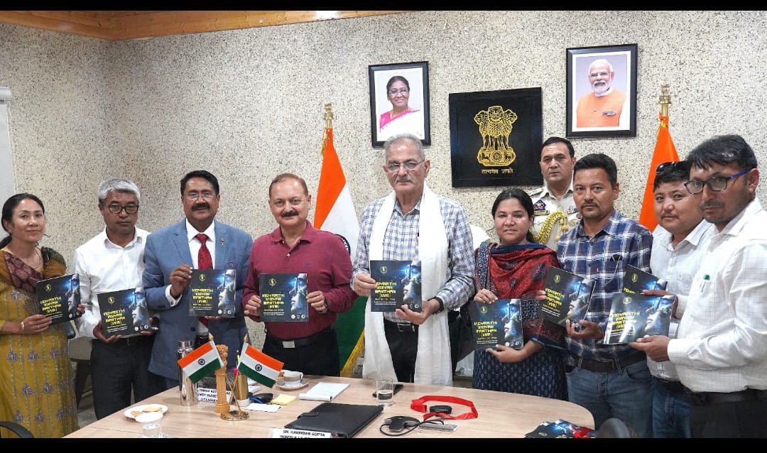 LG Kavinder Gupta launches Vidyarthi Vigyan Manthan brochure 2025–26 in ...