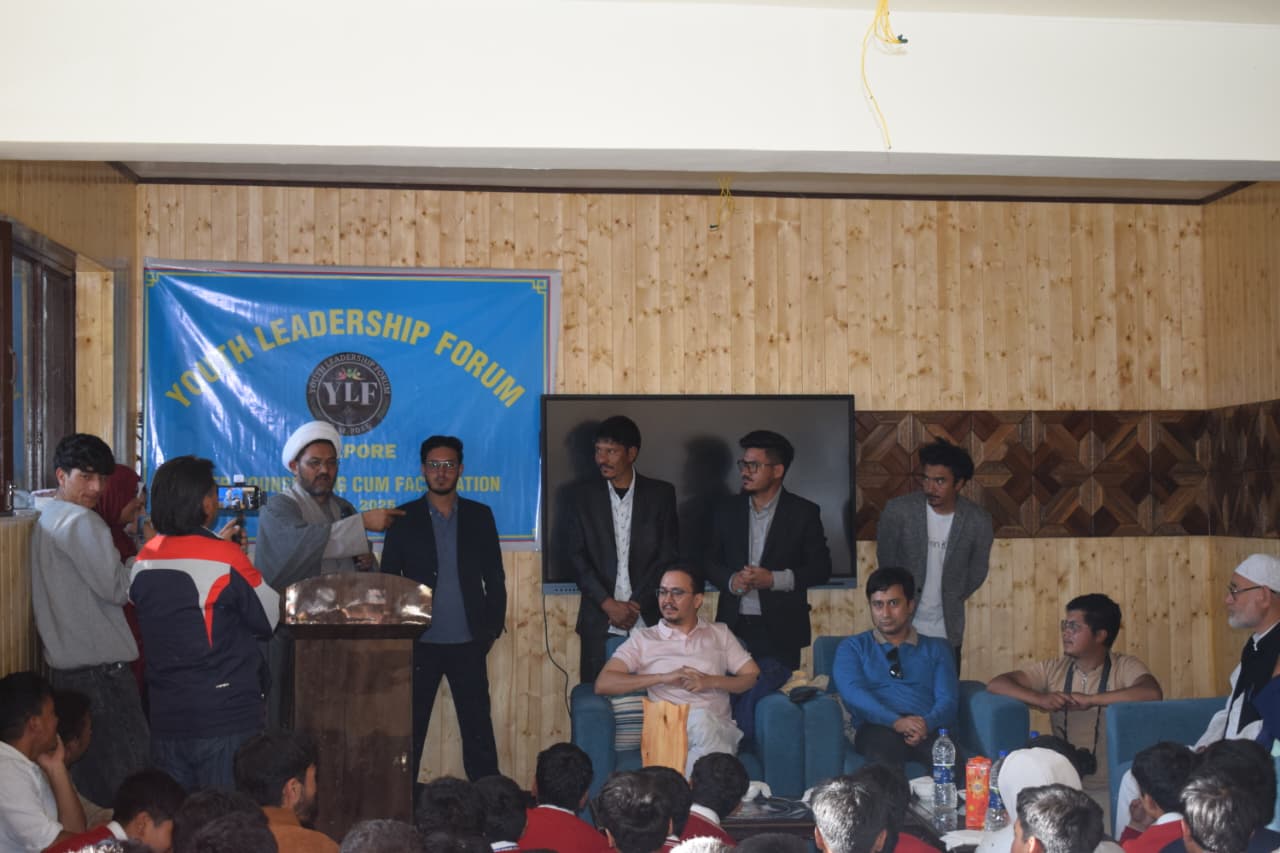 Youth Leadership Forum organizes Career Counselling cum Felicitation ...
