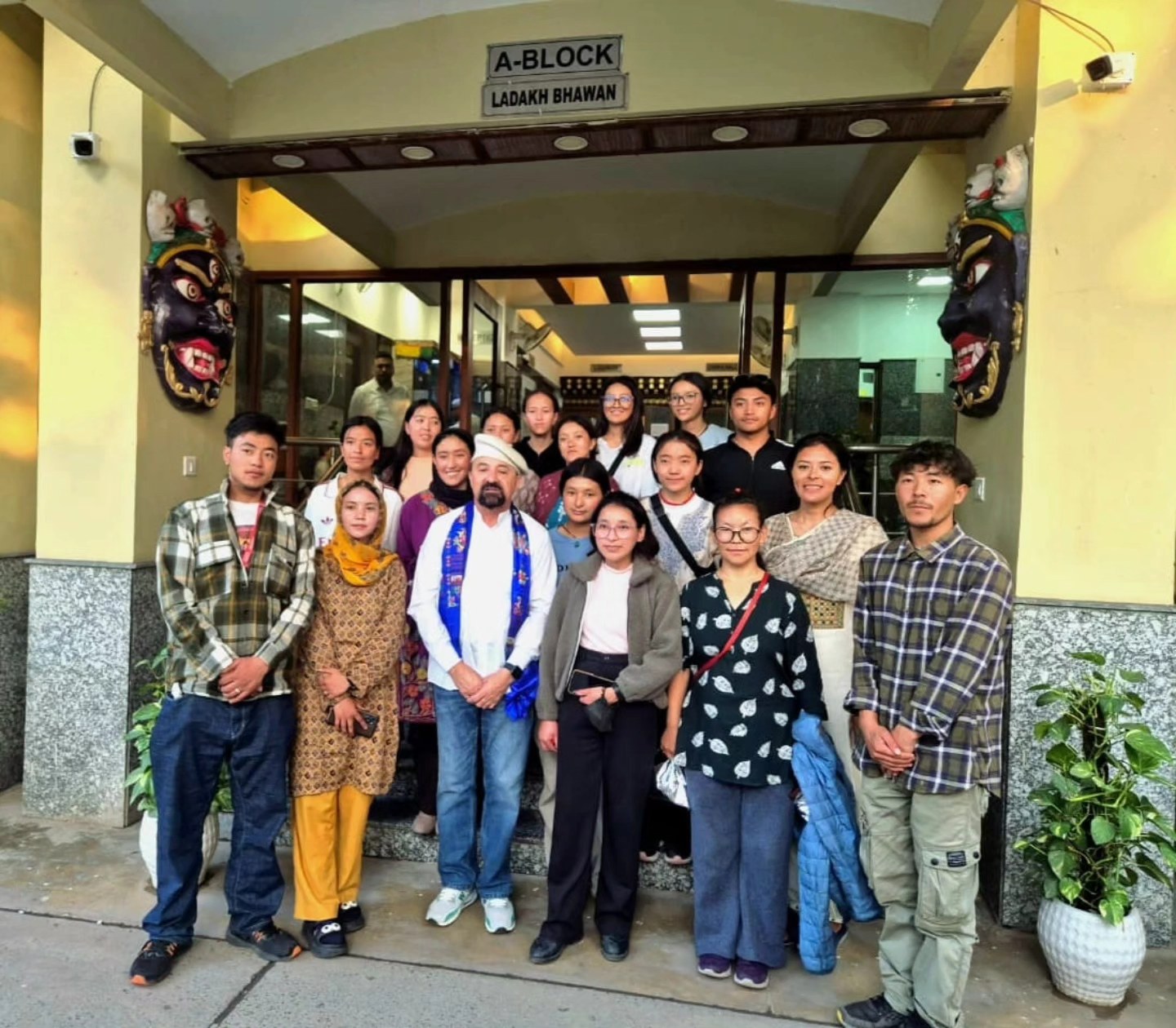 CEC LAHDC Kargil Interacts with GDC Zanskar Students on Study Cum ...