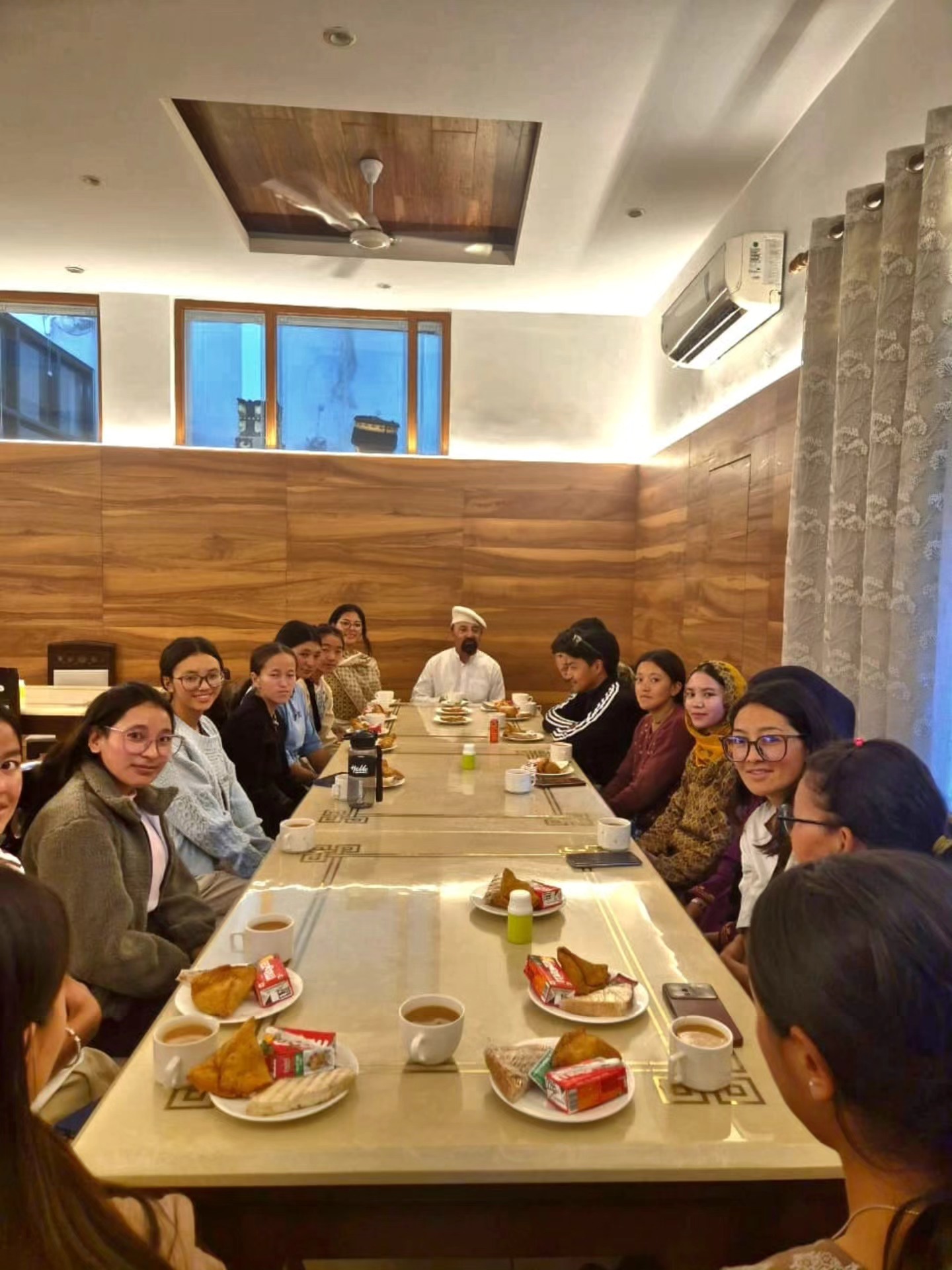 CEC LAHDC Kargil Interacts with GDC Zanskar Students on Study Cum ...