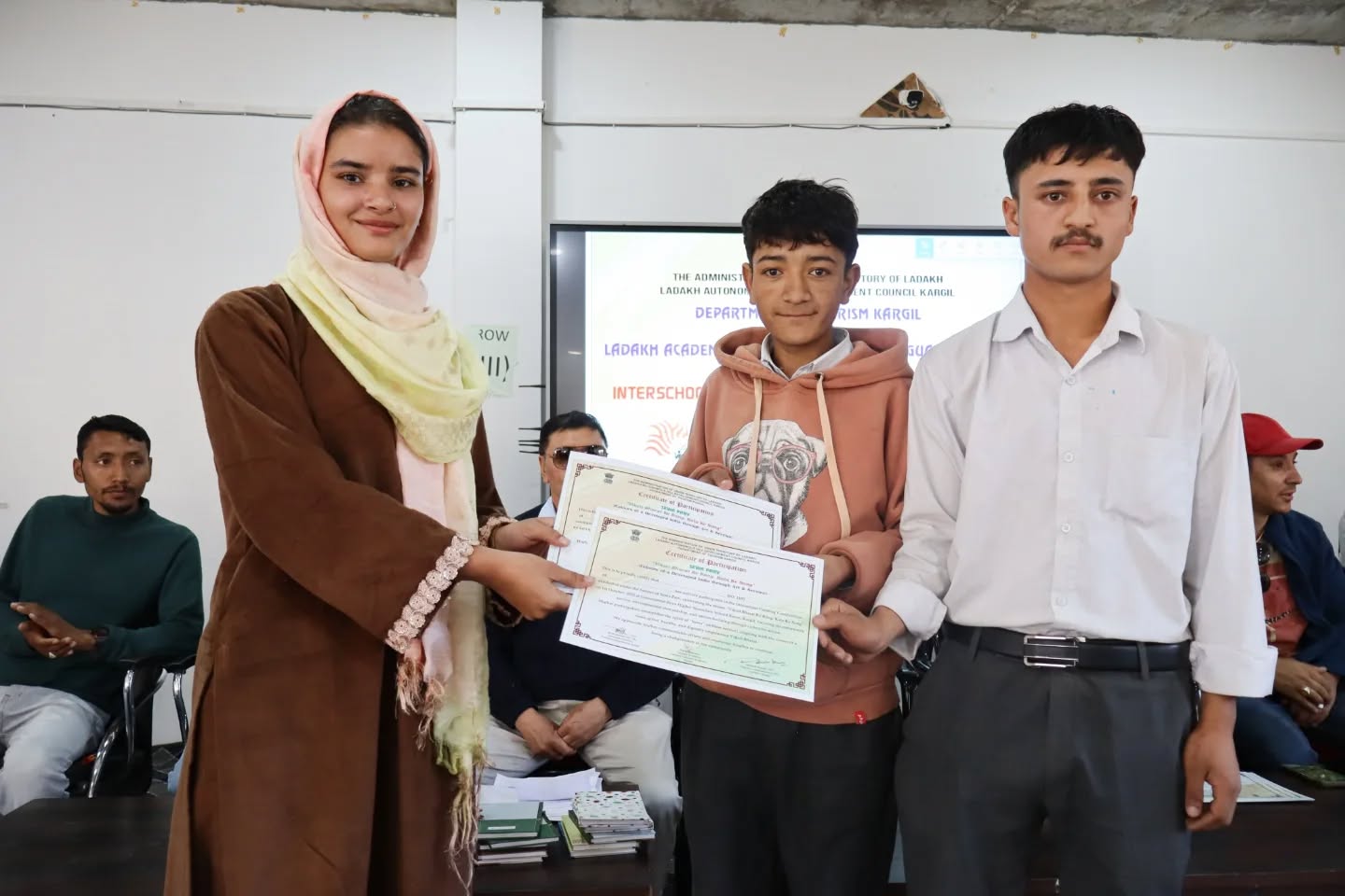Tourism Department, LAAC&L, Kargil organize Interschool Painting ...