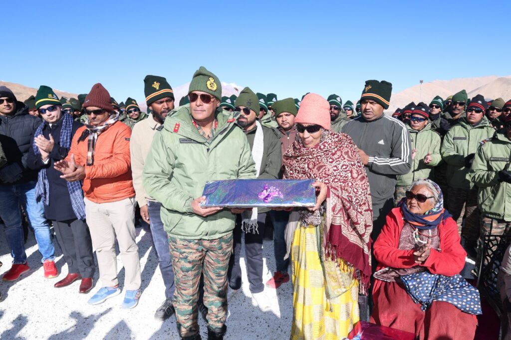 Fire and Fury Corps Commemorates 63rd Rezang La Day – Indus Dispatch