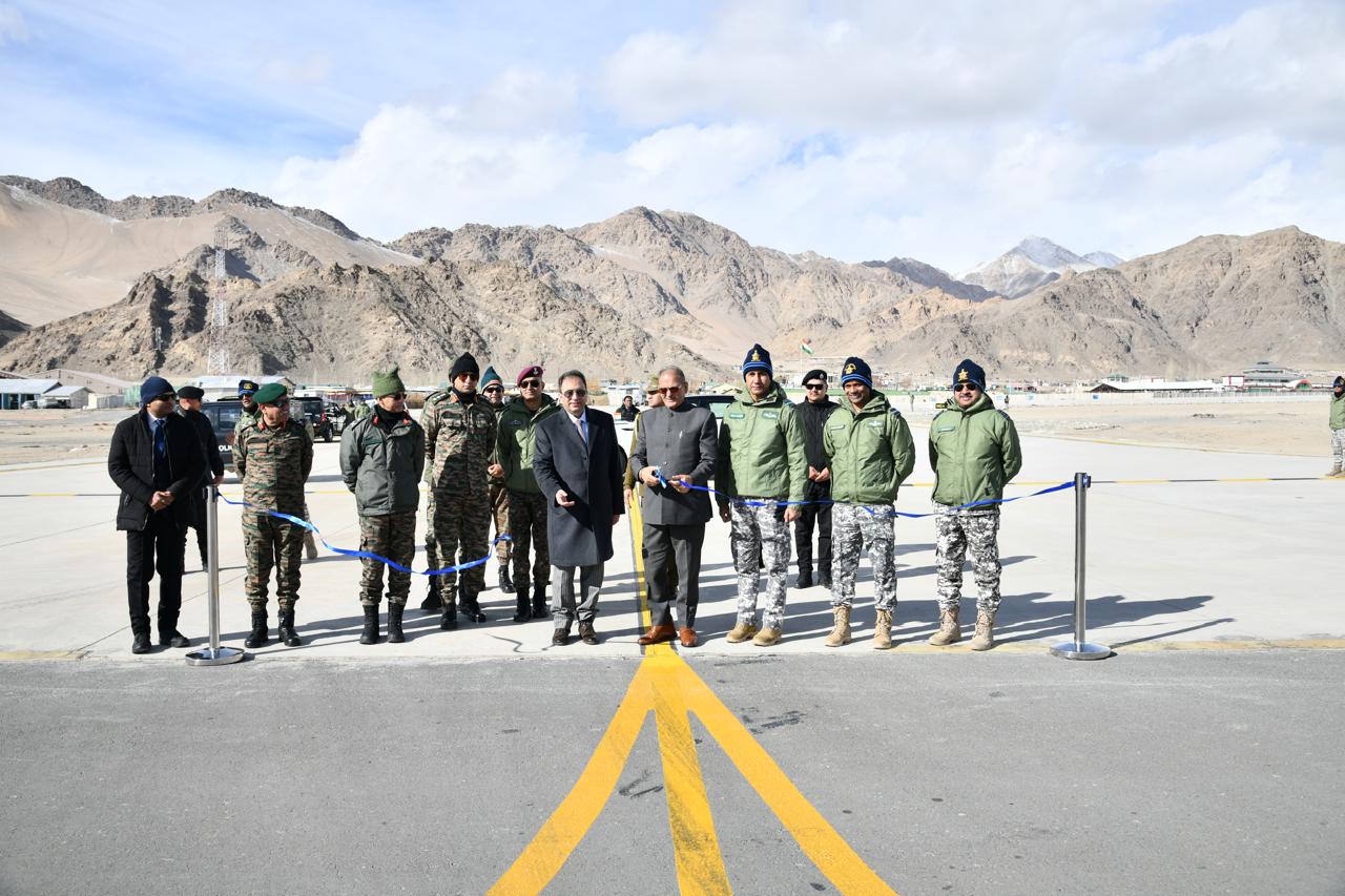 LG Kavinder Inaugurates ₹452-Cr Parallel Taxi Track at Leh Airbase ...